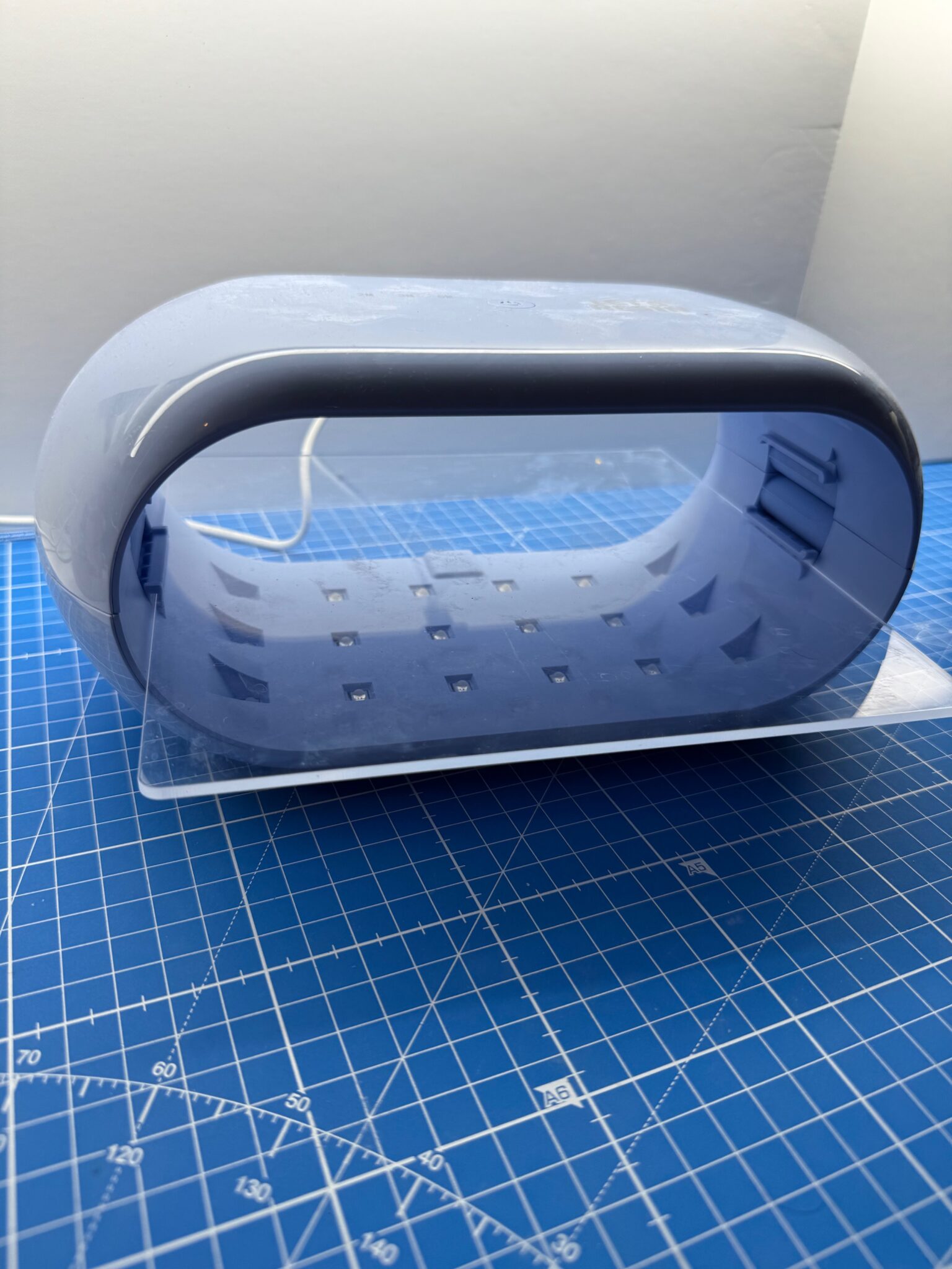 A beginner's guide to using resin: How to Make.
